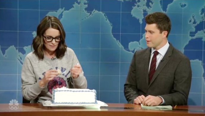 Tina Fey Jimmy Fallon Seth Meyers Make Surprise Appearances On Snls
